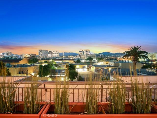 5820 La Mirada Avenue 401