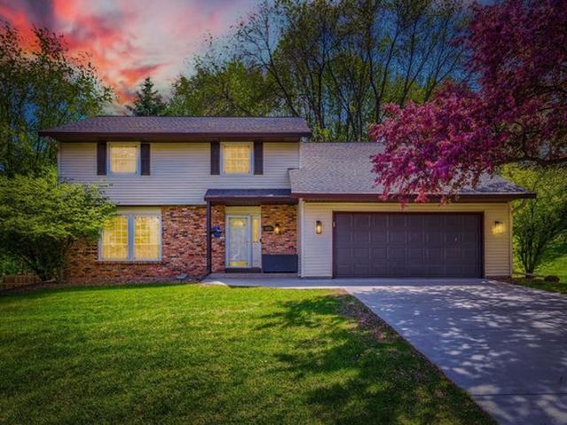 5820 st W, Apple Valley, MN 55124