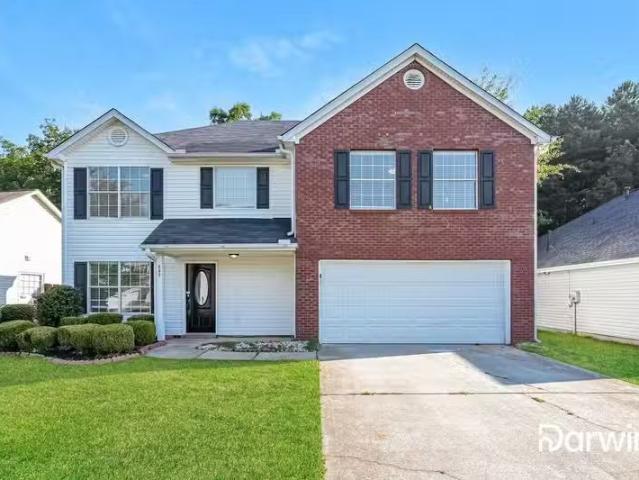 58218048 233 Eagle Way