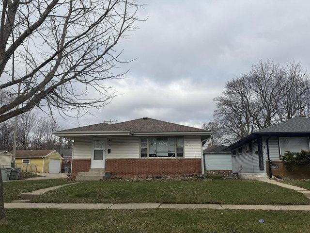 5821 N 70th St, Milwaukee, WI 53218