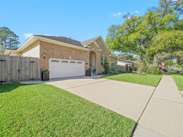 5821 Ariel St, Houston, TX 77074 | Compass