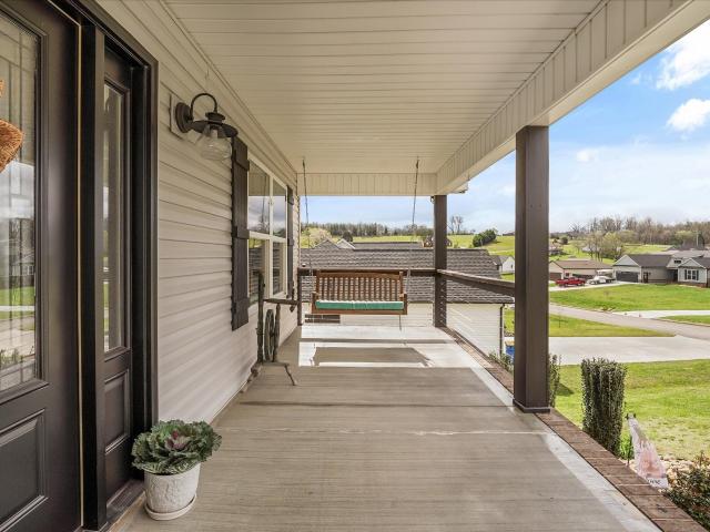 5821 Chester Ln, Maryville, TN 37801 | Compass