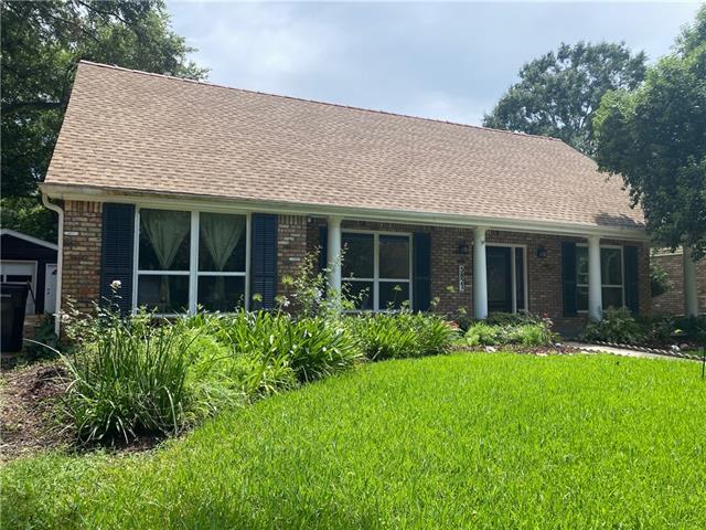 5821 Pembrook Dr, New Orleans, LA 70131 | MLS #2543