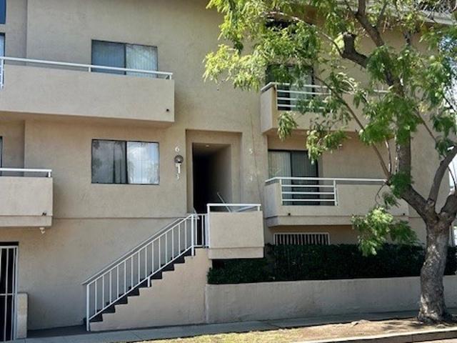 5821 Sylmar Ave, Unit 4, Van Nuys, CA 91401 | MLS #GD26071 | Compass