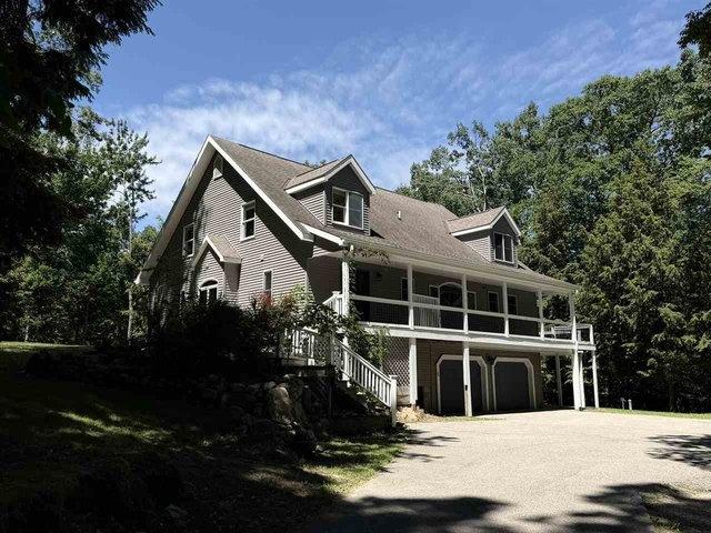 5822 Resort Pike Rd, Petoskey, MI 49770