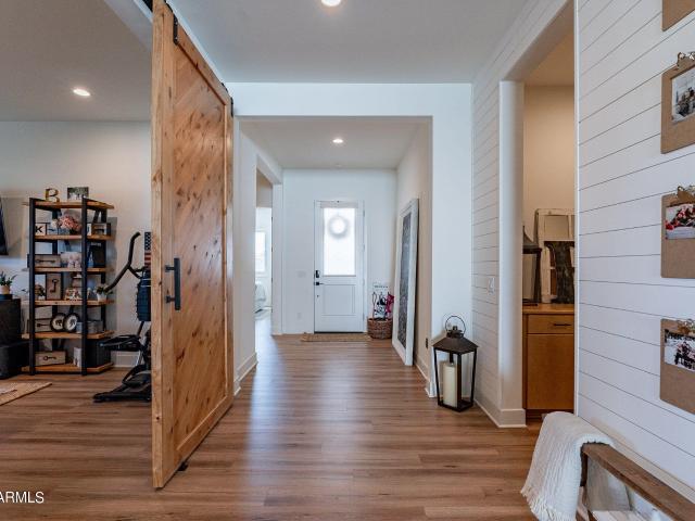 5822 S Chatsworth, Mesa, AZ 85212 | Compass