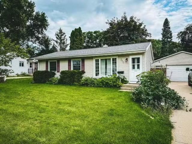 58230877 202 S Walbridge Ave