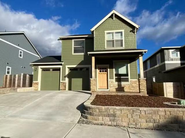 58233517 1741 3rd St
