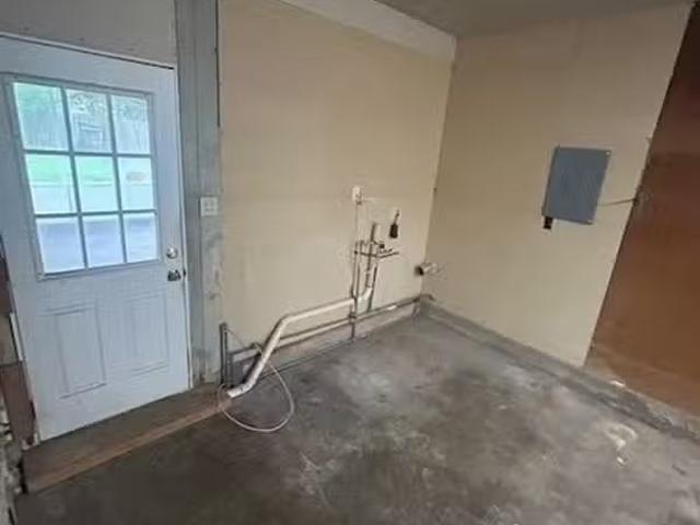 58236228 2200 Ridgecrest Cir