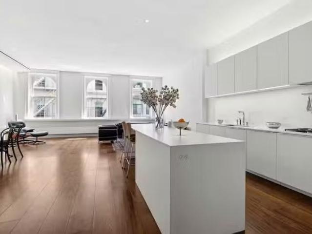 58237430 44 White St #4th FL
