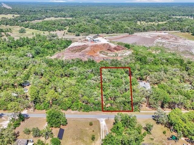 5823 N Highland Park Dr, Hernando, FL 34442