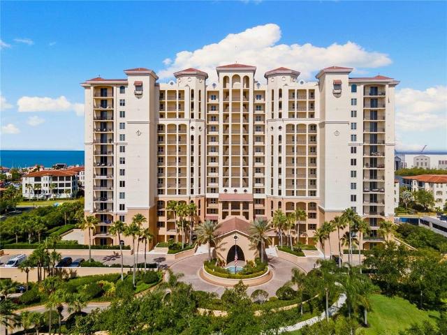 5823 Bowen Daniel Drive Unit 906, Tampa, US, FL