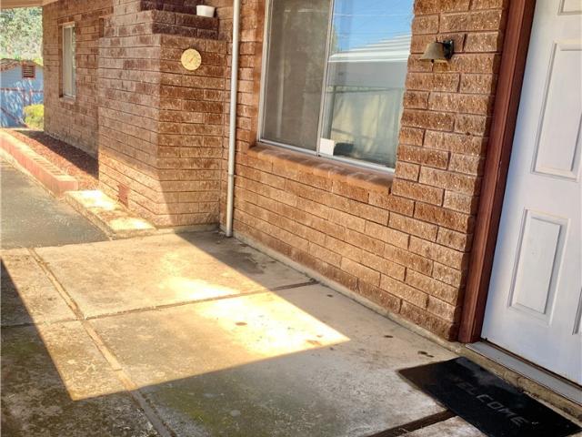 5823 Cottage