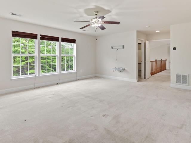 5823 Deep Creek Dr, Fredericksburg, VA 22407 | MLS #VASP2043
