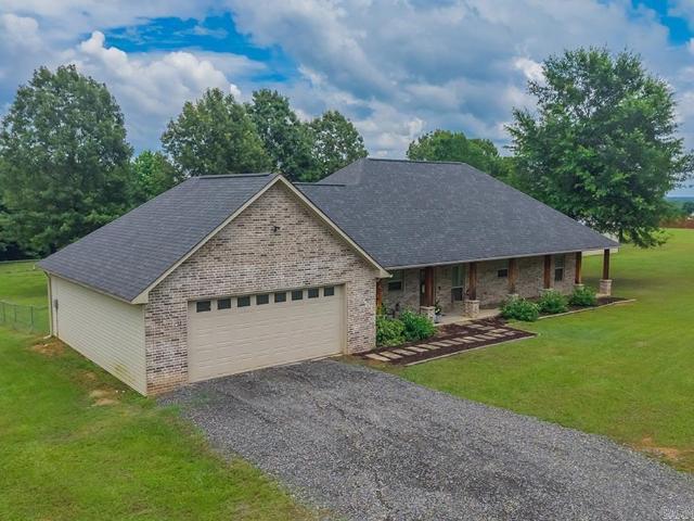 5823 Genoa Rd