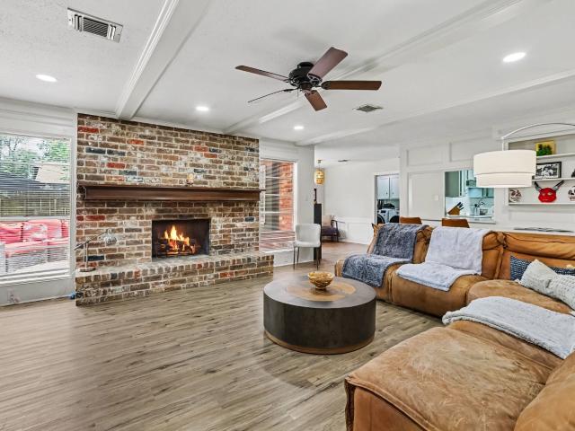 5823 Havenwoods