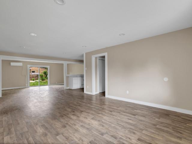5823 Lyndhurst Drive