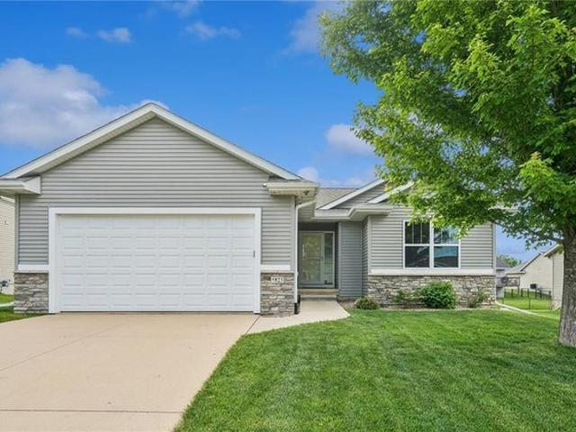 5823 Smithland Dr, Marion, IA 52302