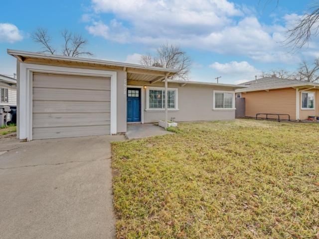 5823 61st St, Sacramento, CA 95824 | Compass