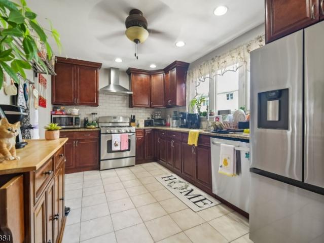 582 Belmont Ave