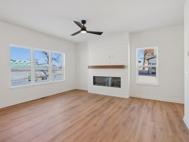 582 Buss Rd, Cottage Grove, WI 53527