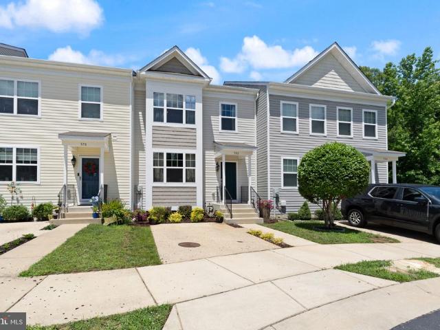582 English Oak Lane
