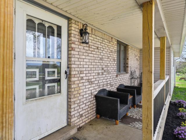 582 Hutchison Road