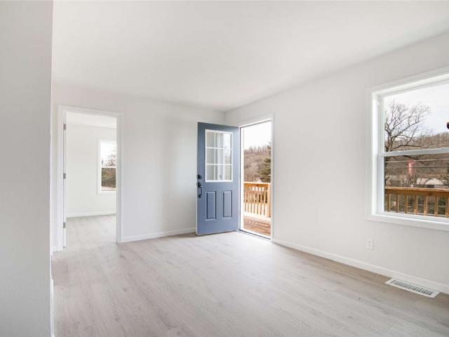 582 Oneida Valley Rd