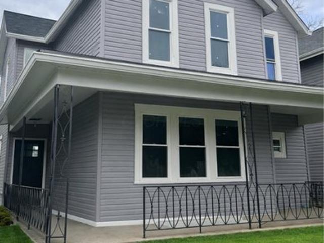 582 Siebert St, Columbus, OH 43206