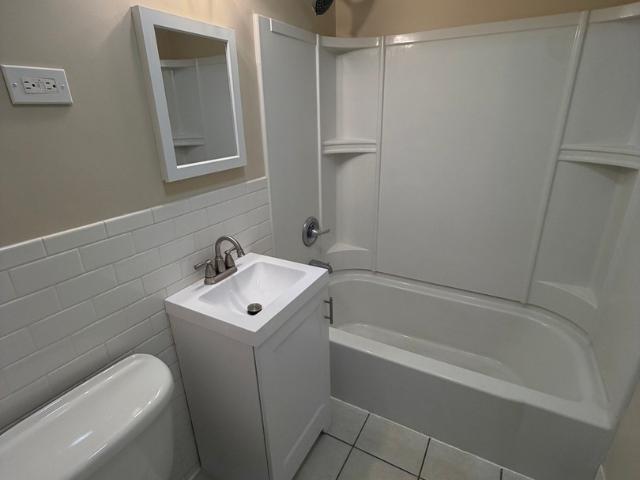 582 Pershing Avenue # F