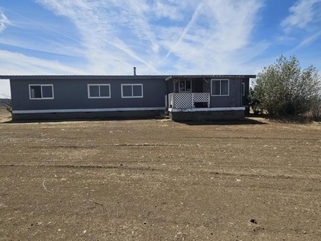 58344 Old Lake Rd, Christmas Valley, OR 97641