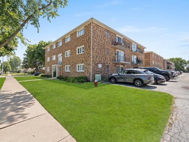 5834 W 77th Street # 104