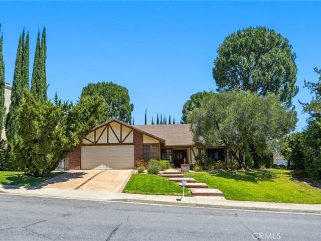 5834 Woodglen Dr, Agoura Hills, CA 91301