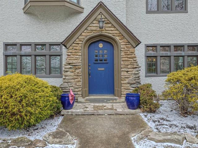 5835 Montgomery Road