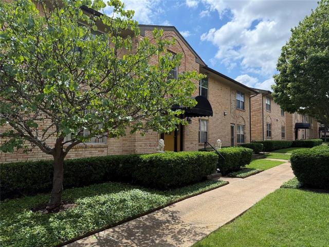 5835 Sandhurst Lane # D