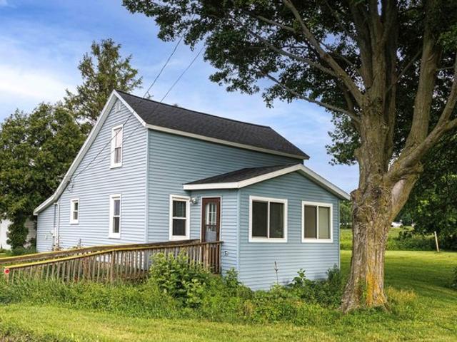 5835 40th Ave, Hudsonville, MI 49426