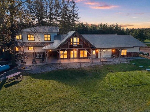 5836 County Road V, Gillett, WI 54124