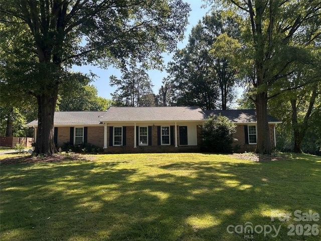 5836 Lebanon Rd, Charlotte, NC 28227