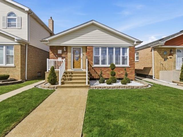 5836 S Mayfield Ave, Chicago, IL 60638
