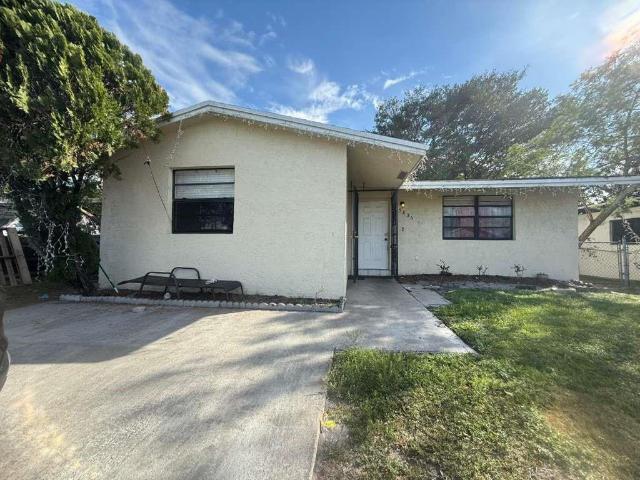 5836 Wiley St, Hollywood, FL 33023 | MLS #F10555 | Compass