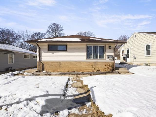 5837 N 71st St, Milwaukee, WI 53218