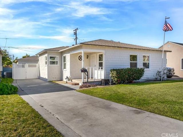 5837 Lorelei Ave, Lakewood, CA 90712