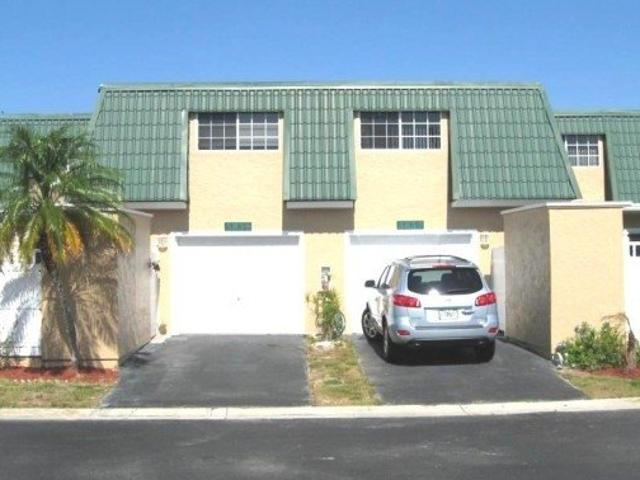 5837 Whiting Ct, Fort Myers, FL 33919