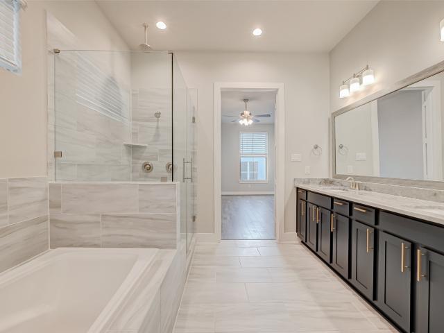 5838 E Post Oak Ln, Houston, TX 77055 | MLS #69884 | Compass