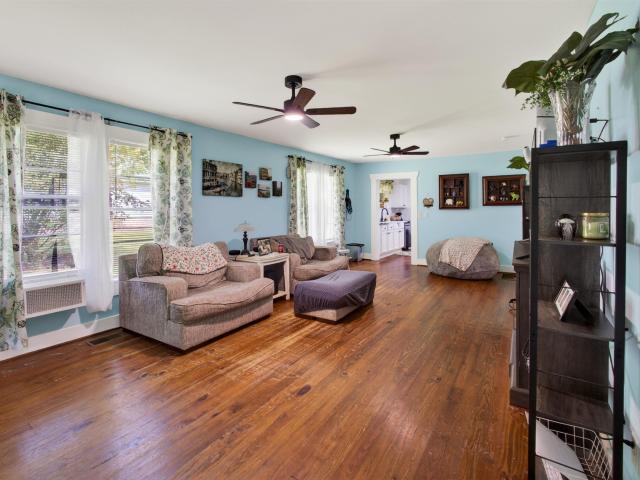 5838 Highway 10