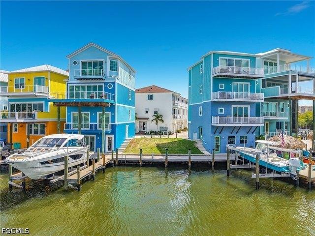 5838 Shell Cove Dr, Cape Coral, FL 33914