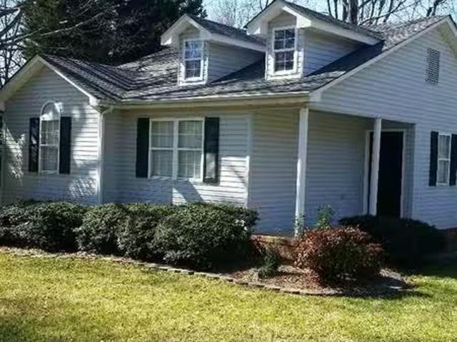 58301840 202 Greenwood Ave
