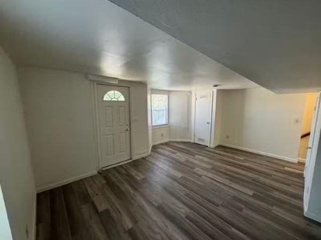58302992 2818 W Saint Paul Ave