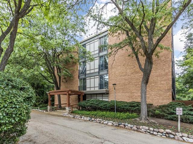 5830 Oakwood Dr Apt 3K, Lisle, IL 60532