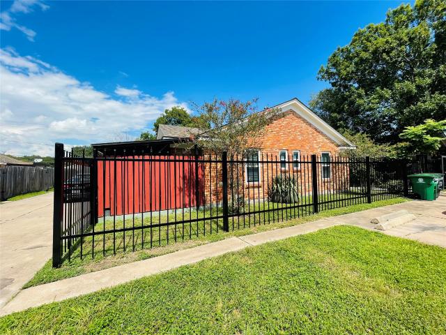 5830 Clarewood Drive